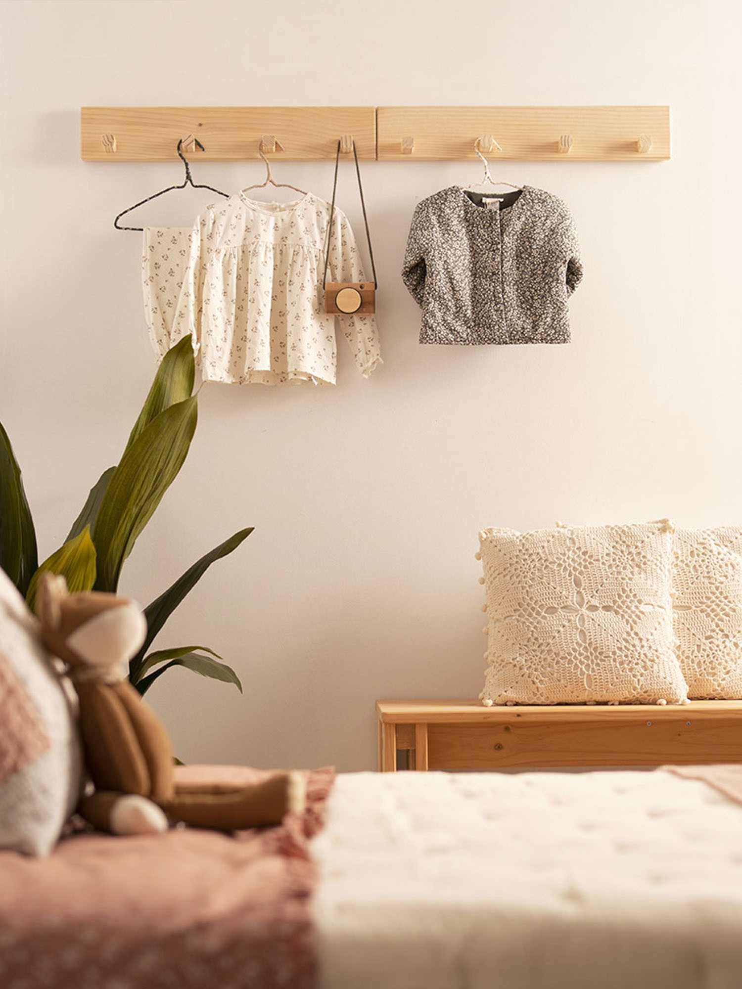 Perchero de pared de madera rectangular | LUFE